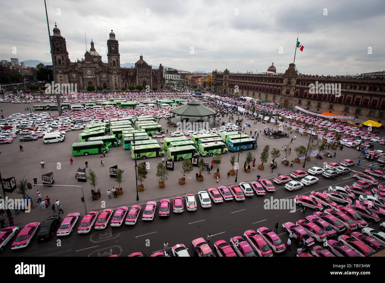 Taxis de mexico hi-res stock photography and images - Alamy