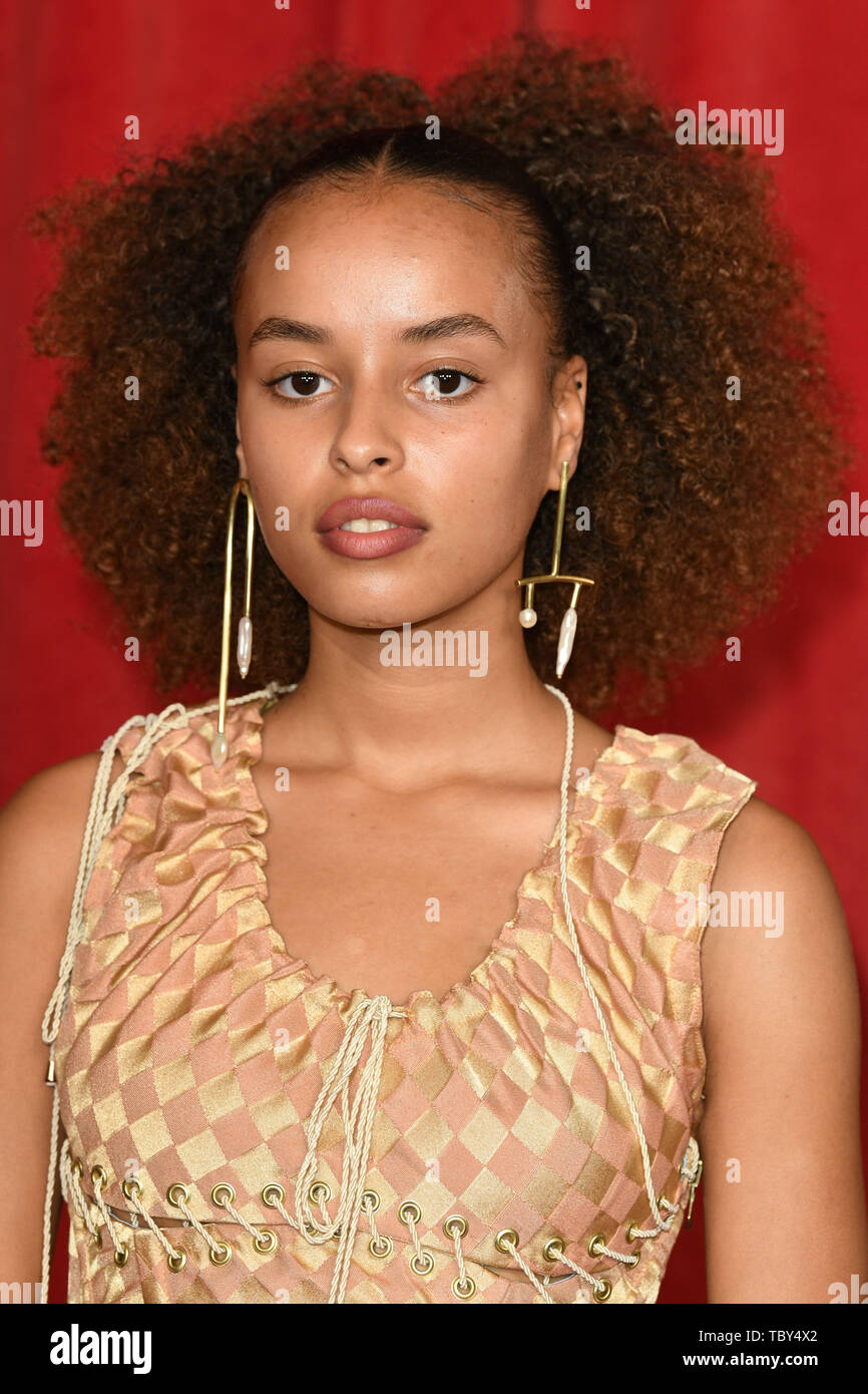 Talia grant hi-res stock photography and images - Alamy