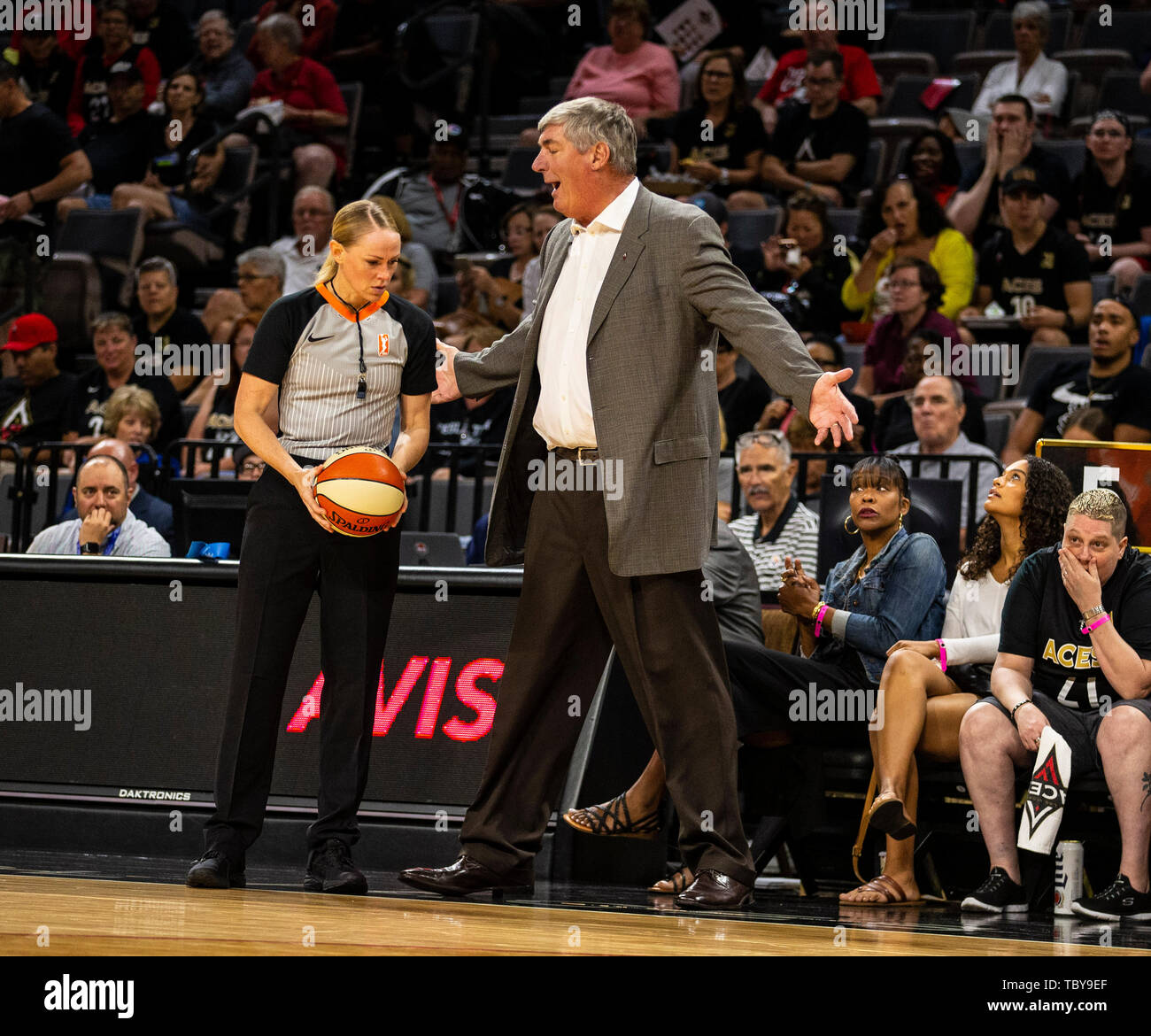 Las Vegas, NV U.S. 02nd June, 2019. A.: Las Vegas Head coach Bill ...