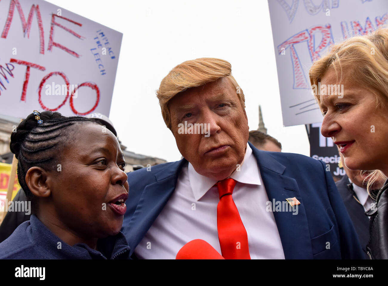 Trafalgar Square, London, UK. 4th June, 2019. Alison Jackson's 'Donald ...