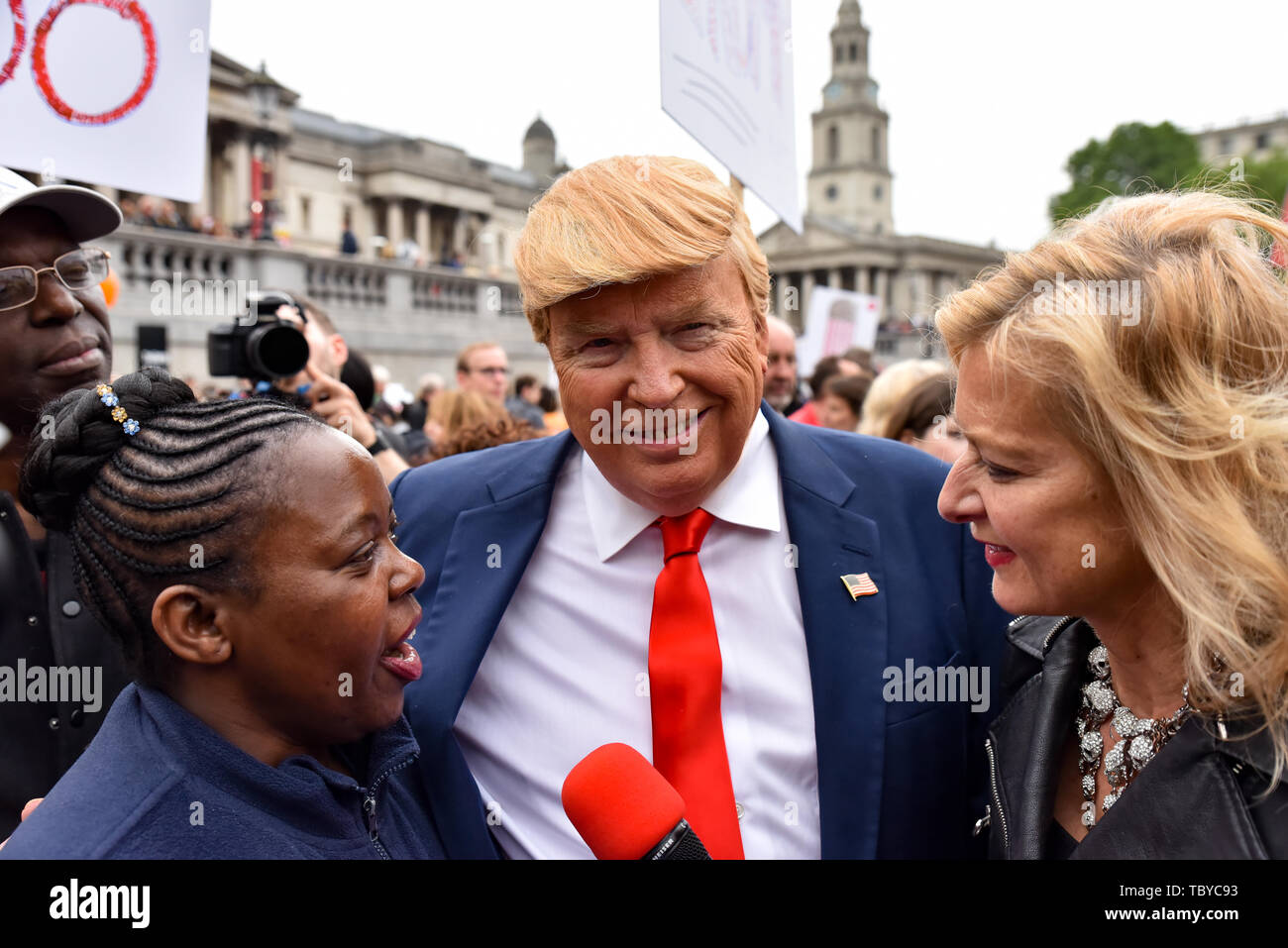 Trafalgar Square, London, UK. 4th June, 2019. Alison Jackson's 'Donald ...