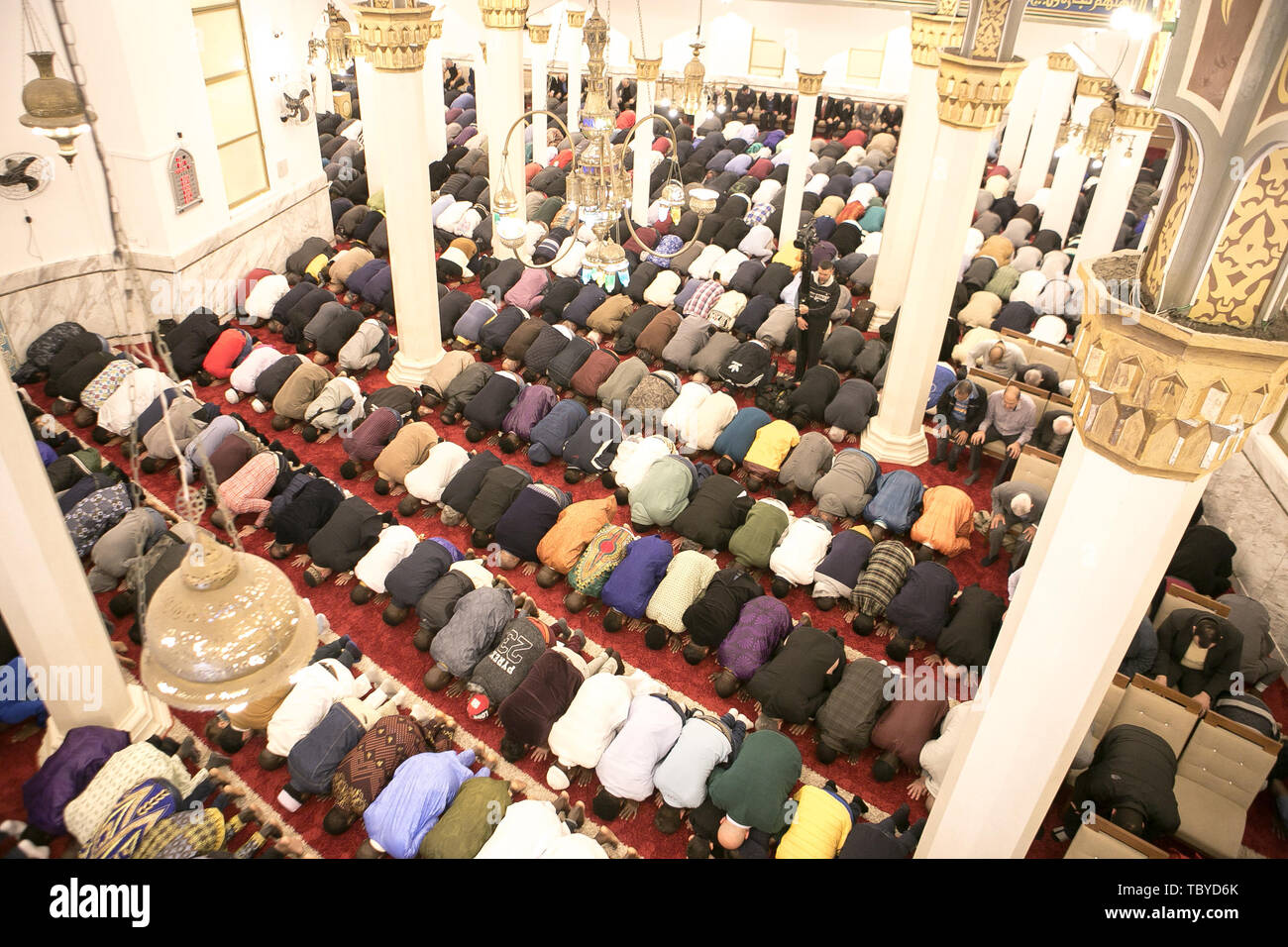 Sao Paulo, Brazil. 4th June, 2019. Muslims celebrate the Eid Al Fitr ...