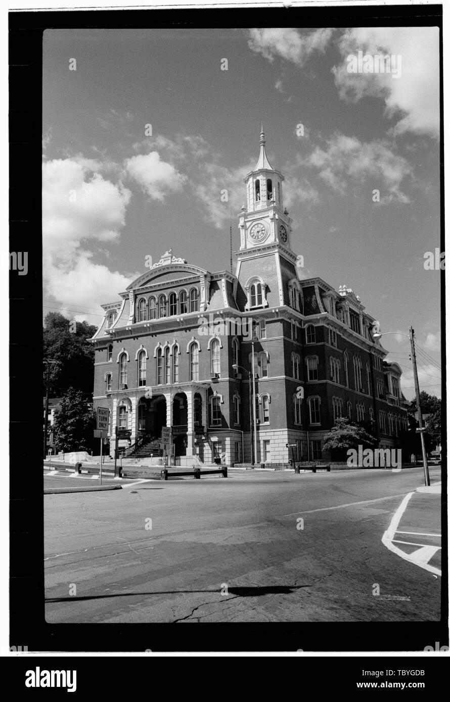 County hall norwich Black and White Stock Photos & Images - Alamy