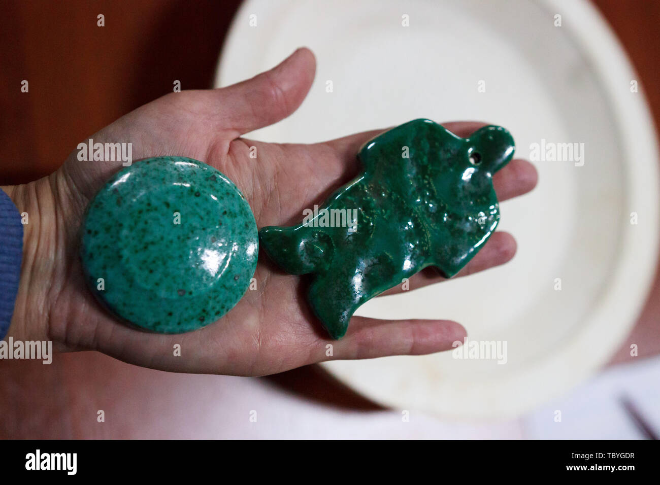 meeting potters. training courses for novice ceramists. reportage. two ...