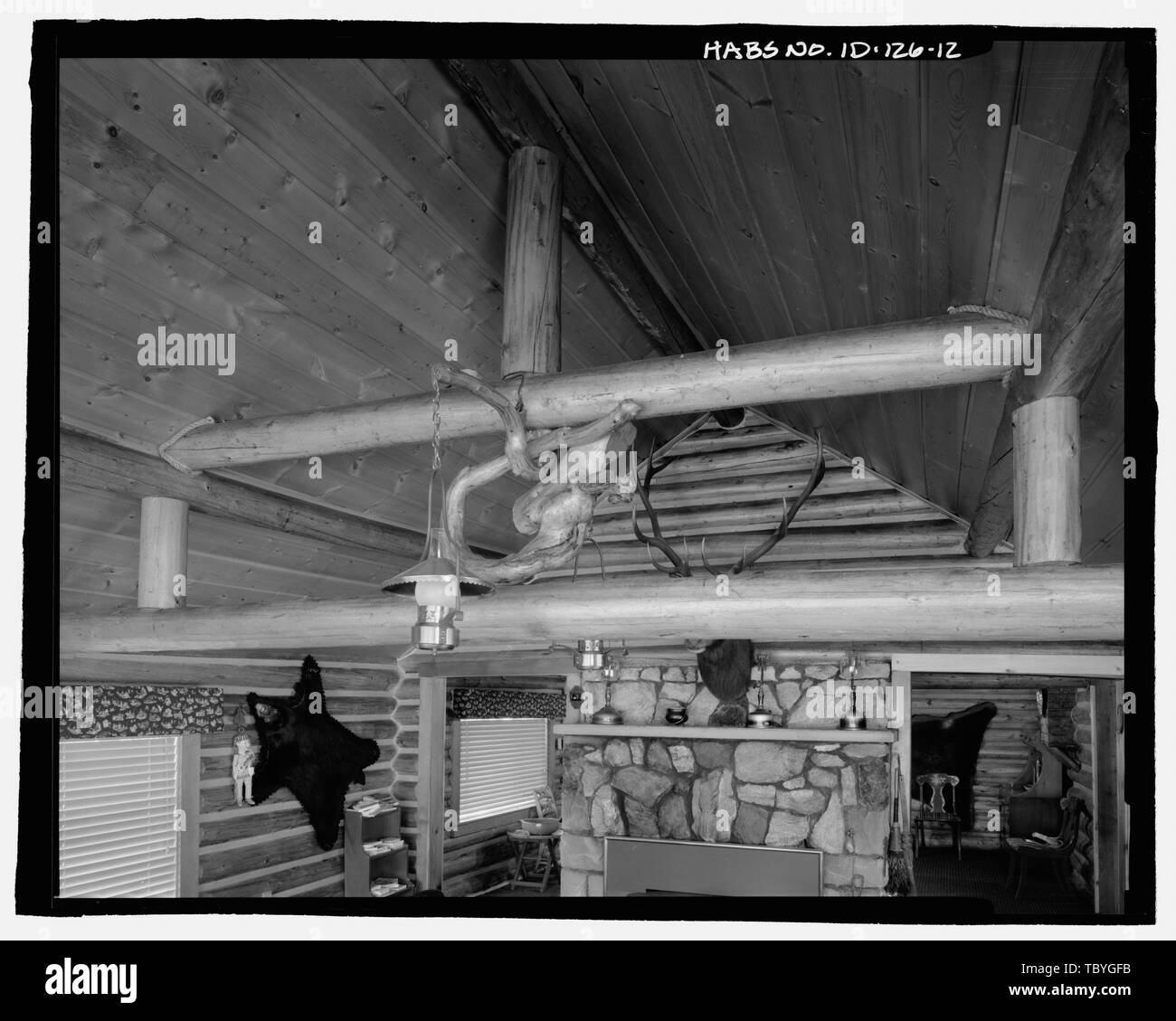 Cabin interior beams Black and White Stock Photos & Images - Alamy