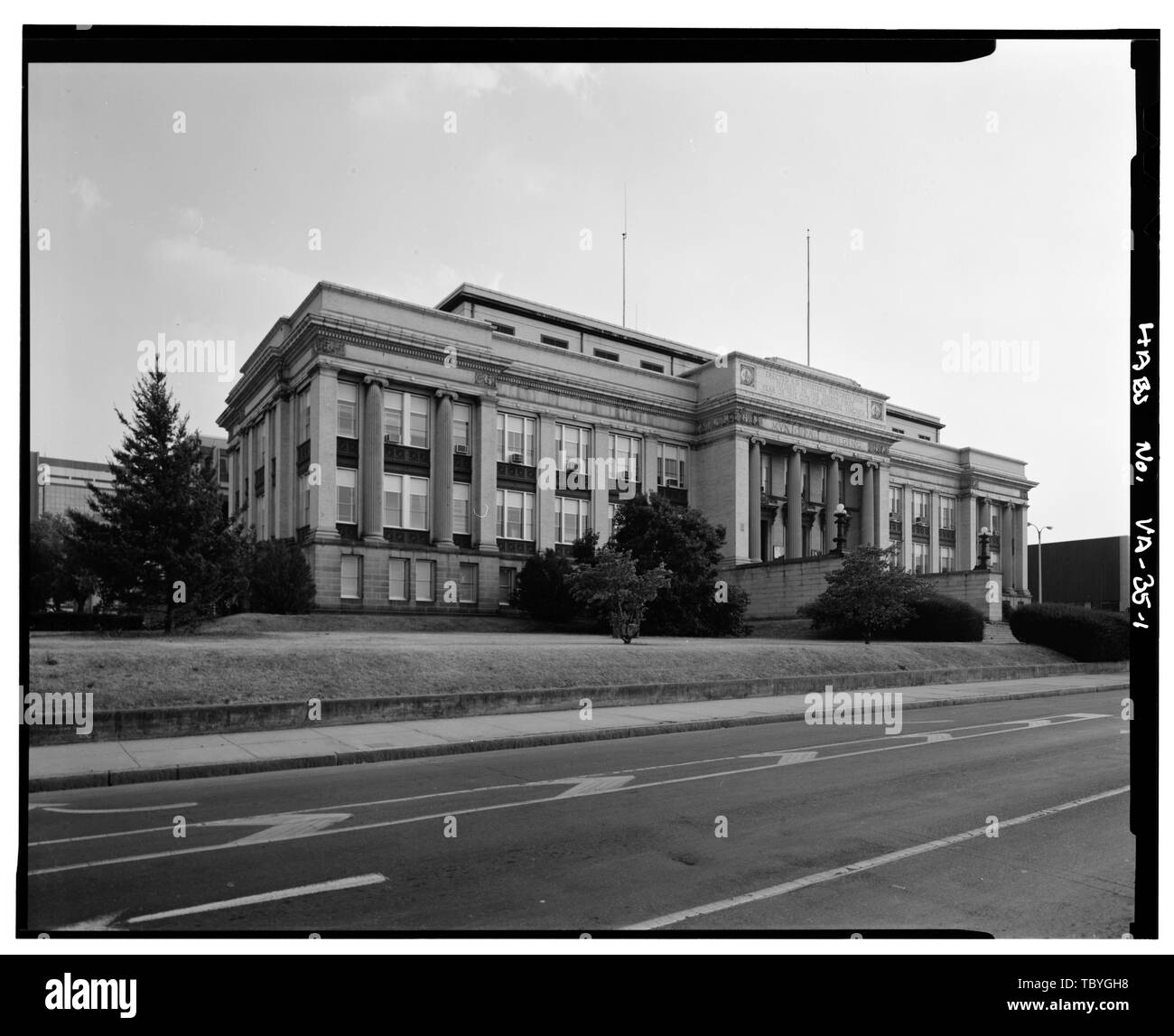 An annex of the main building hi-res stock photography and images - Alamy
