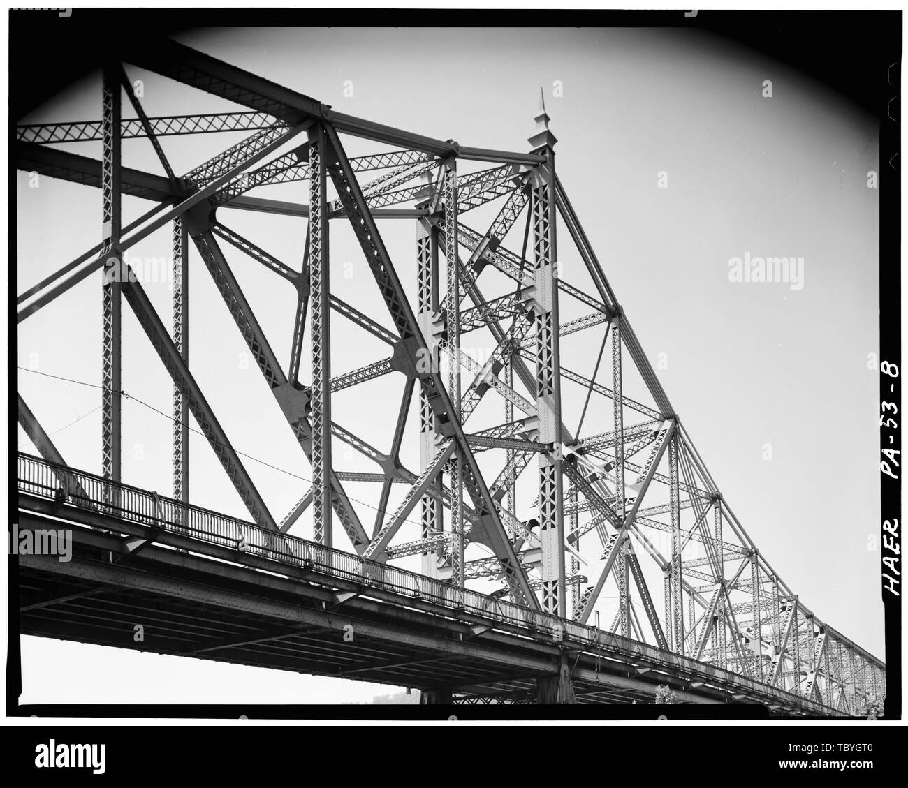 Main span 3 hi-res stock photography and images - Alamy
