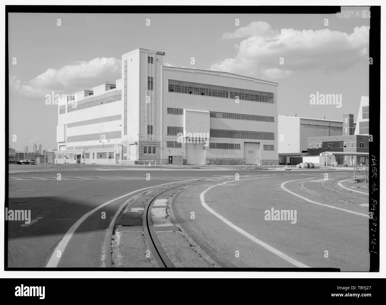 Philadelphia naval shipyard hi-res stock photography and images - Alamy