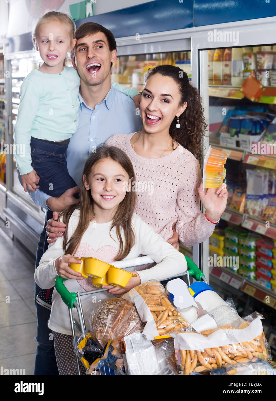 Female kids children selecting hi-res stock photography and images - Alamy