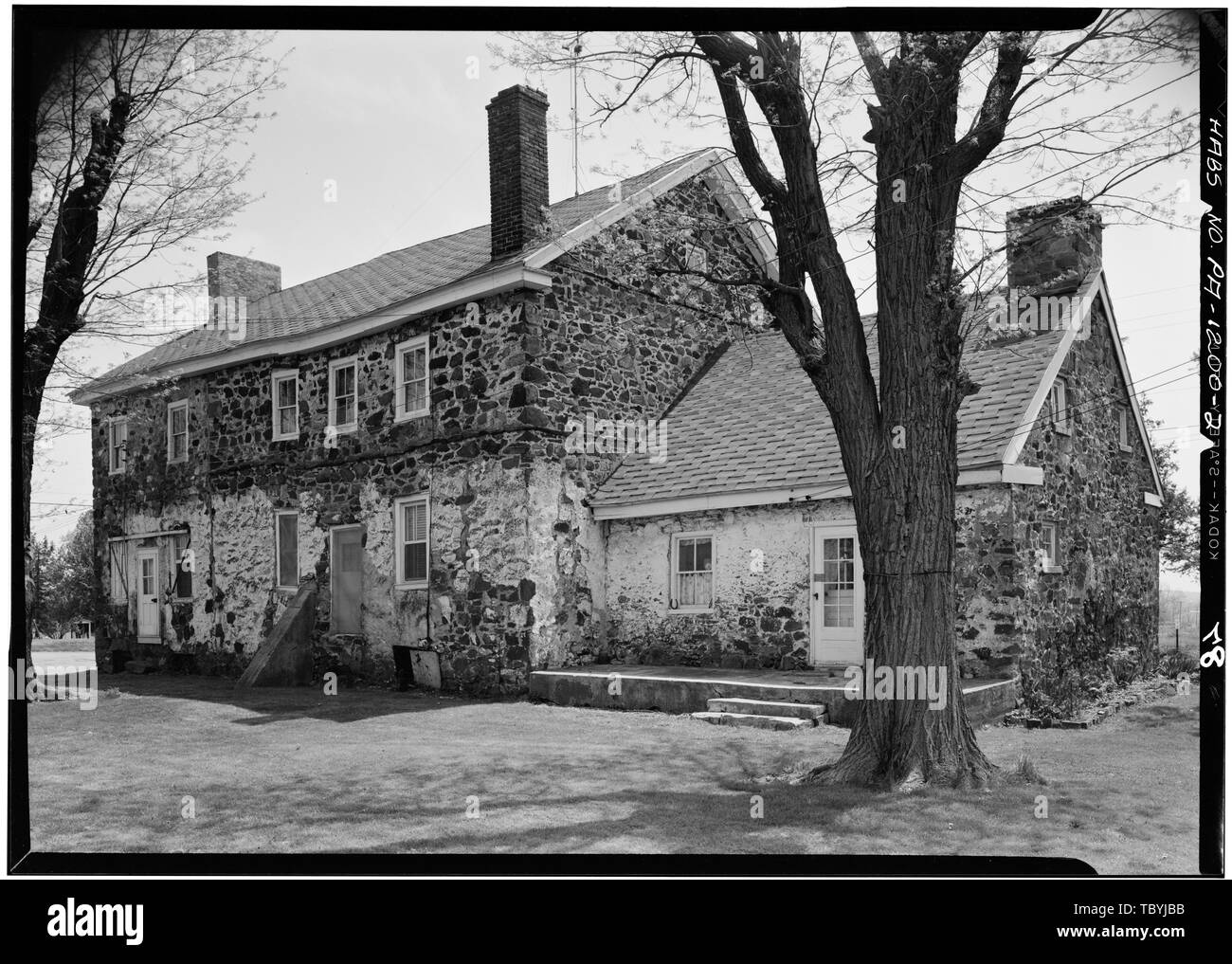 Cross keys tavern hi-res stock photography and images - Alamy