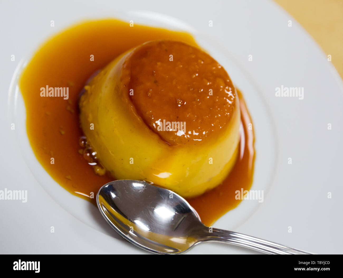 Flan catalan hi-res stock photography and images - Alamy