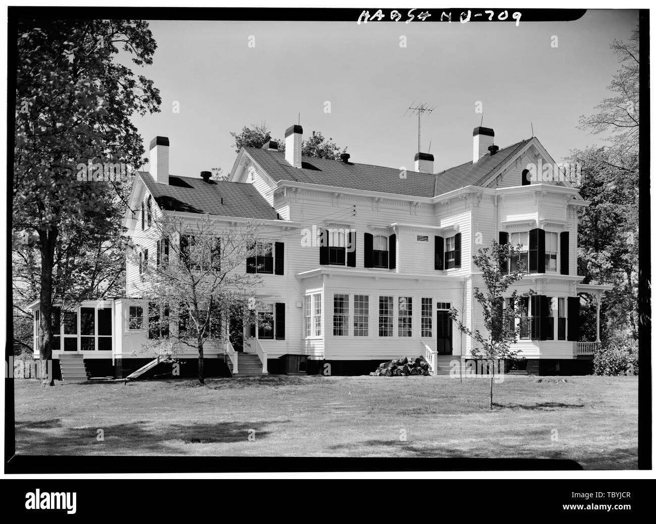 May 1960 SOUTH SIDE OF BUILDING Kenneth Perry House, River Road, Bound ...