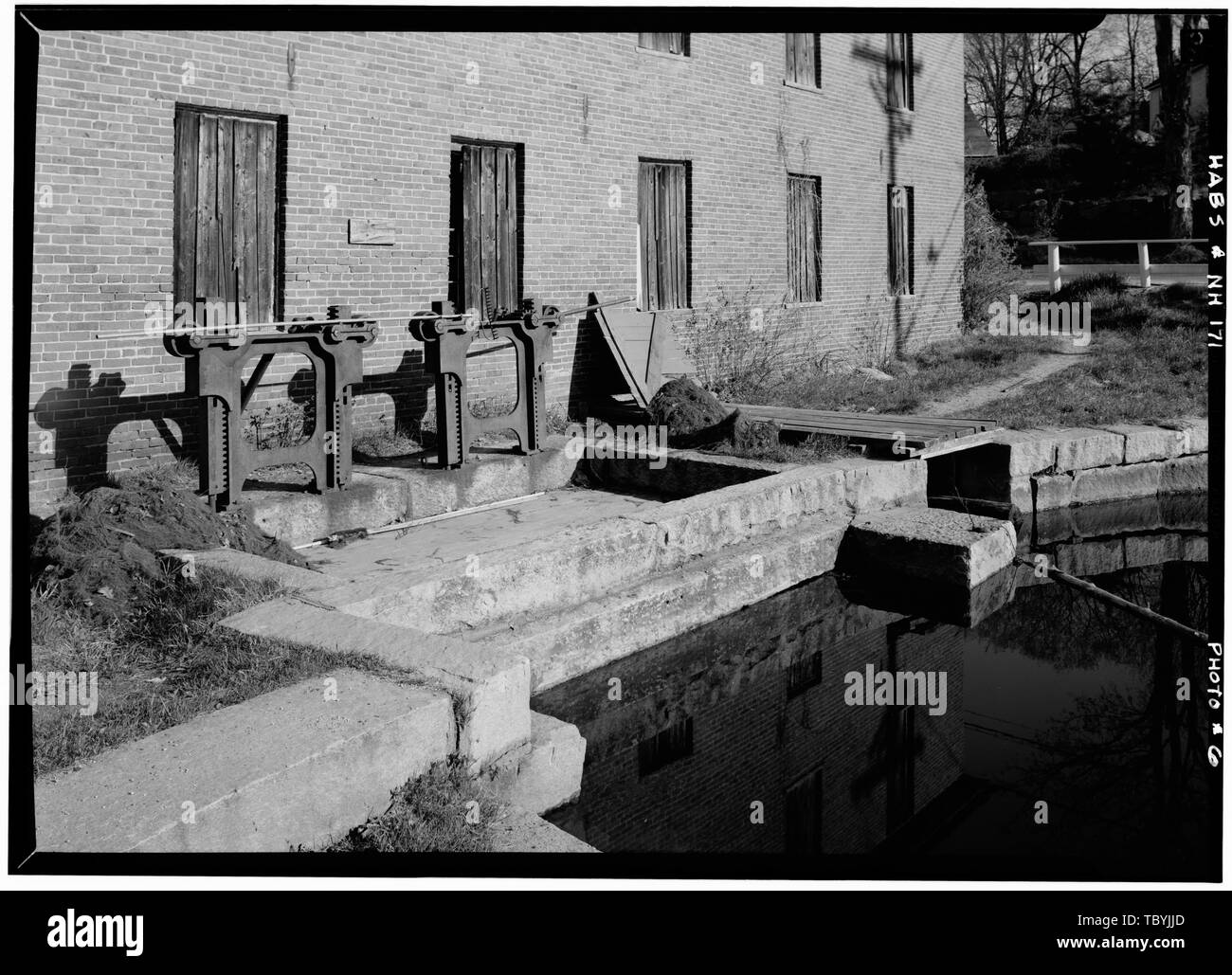 May 1969 HEAD GATE MECHANISM DETAIL Harris Mill, Main and Prospect ...