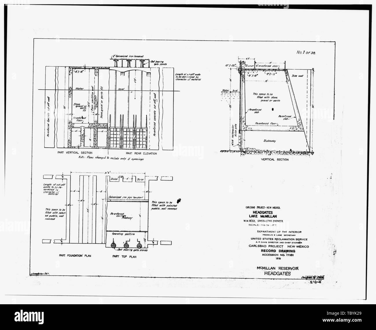 Dam headgates Black and White Stock Photos & Images - Alamy