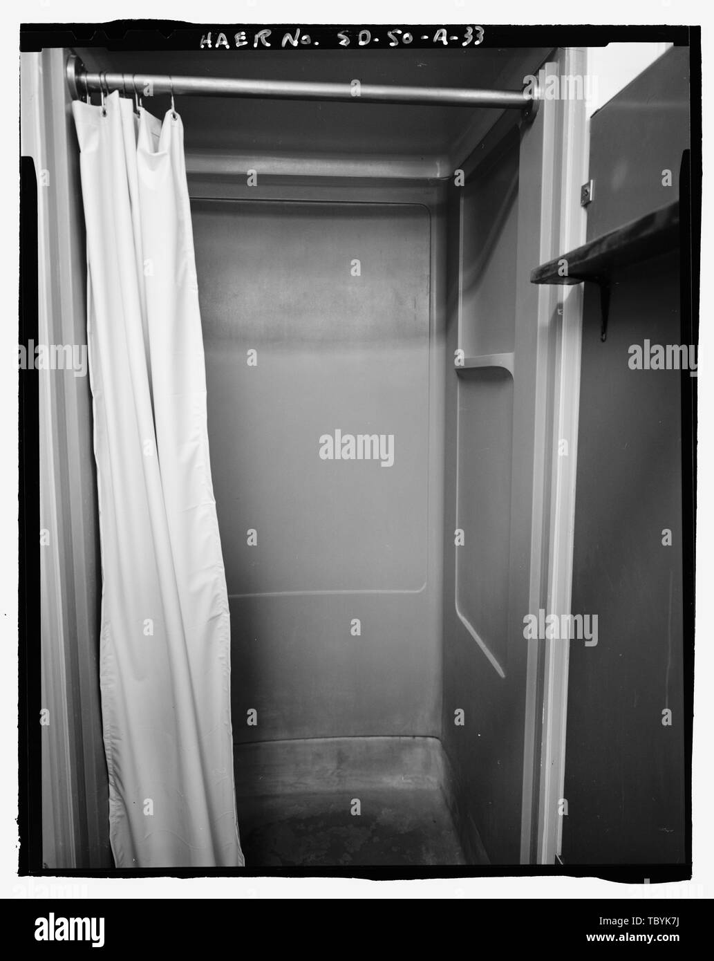 Stall latrine hi-res stock photography and images - Alamy
