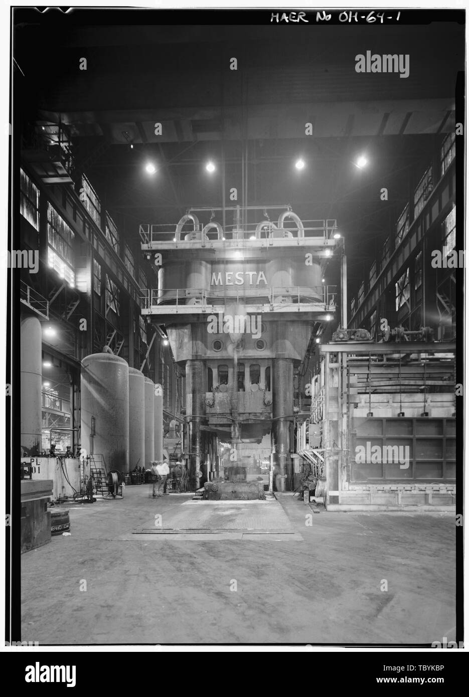 Closed die forging Black and White Stock Photos & Images - Alamy