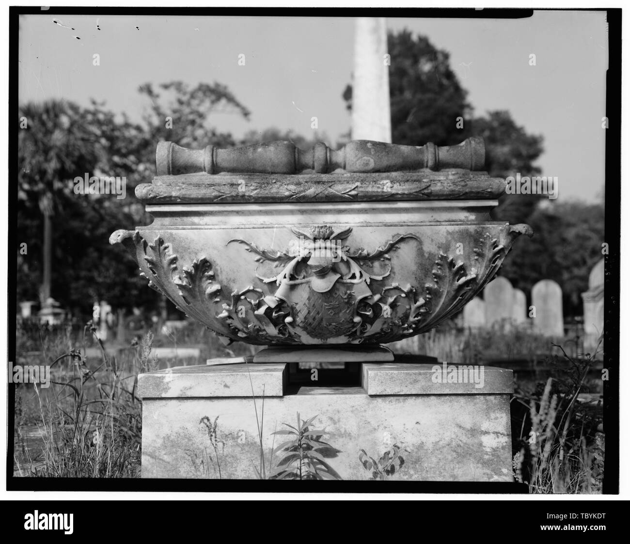 Middleton cemetery Black and White Stock Photos & Images - Alamy