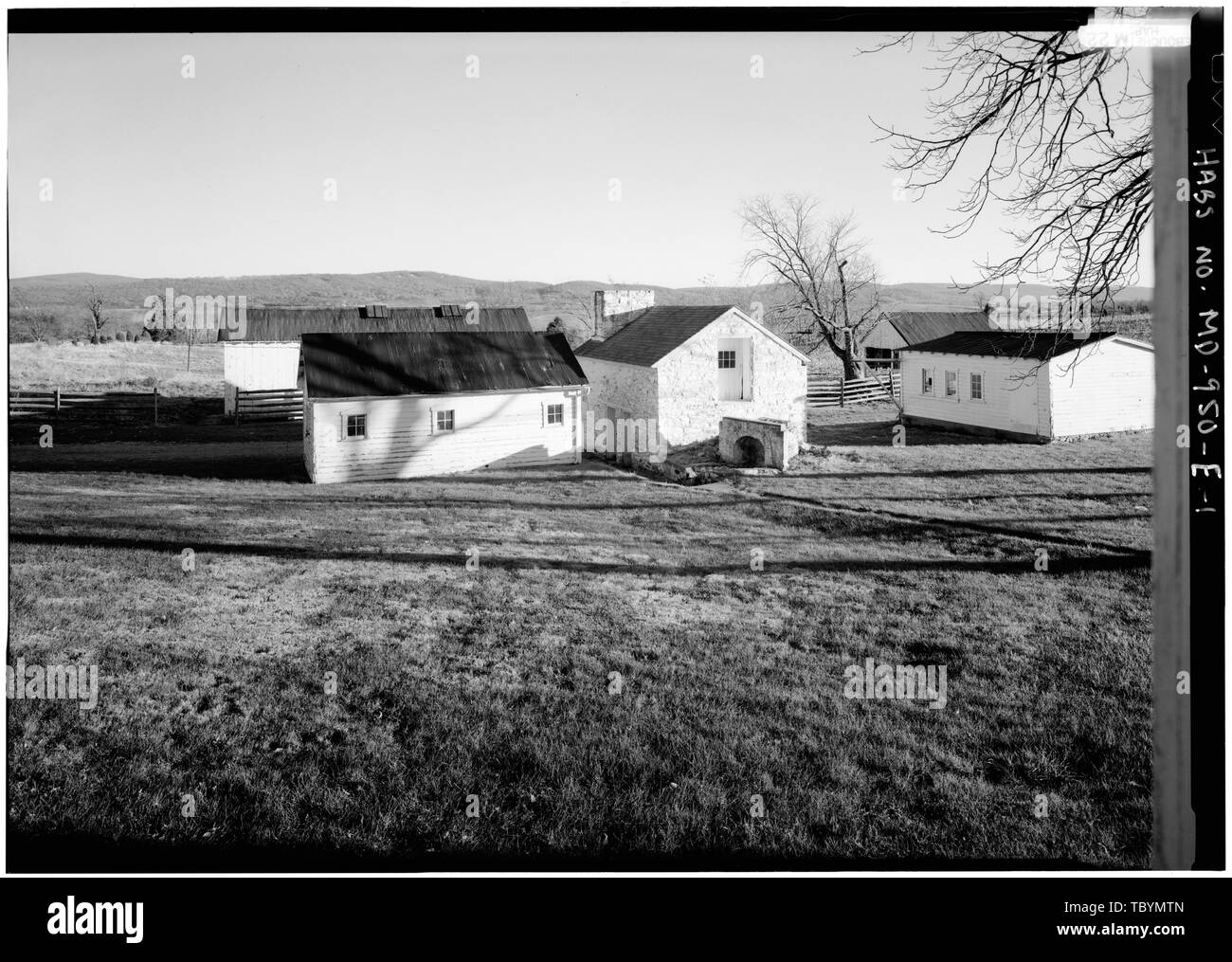 Mumma Farm, Outbuildings, Smoketown Road, Sharpsburg, Washington County ...