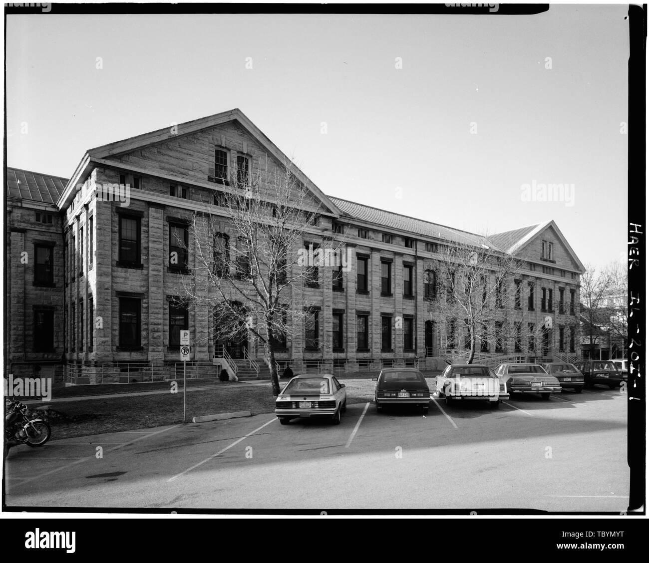 Building 109 Black and White Stock Photos & Images - Alamy