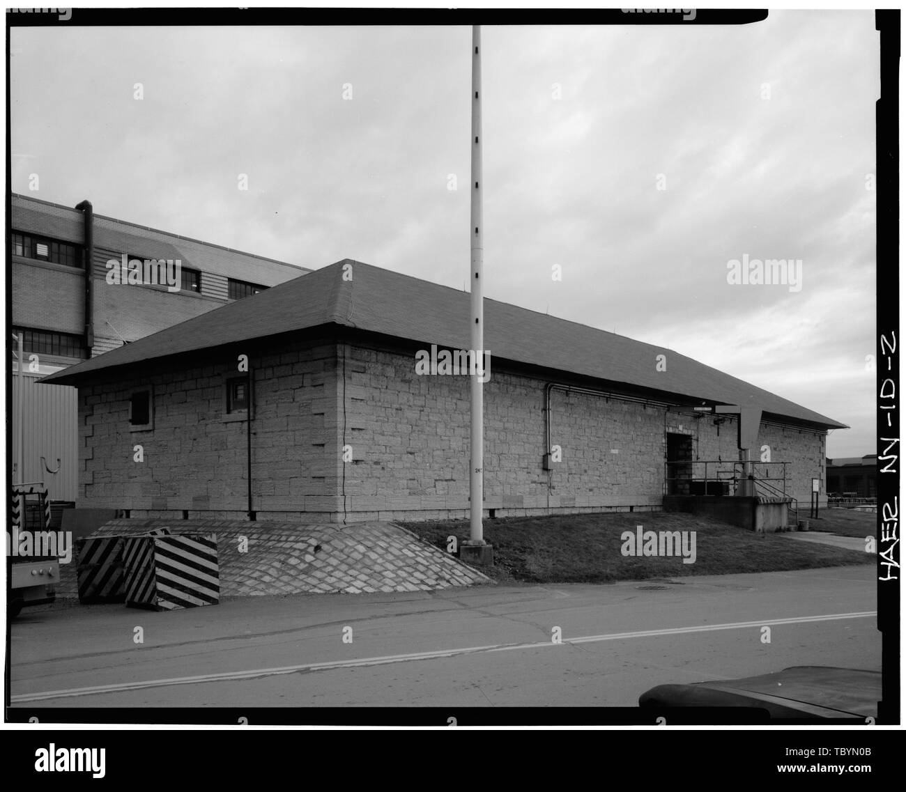 Building 119 Black and White Stock Photos & Images - Alamy
