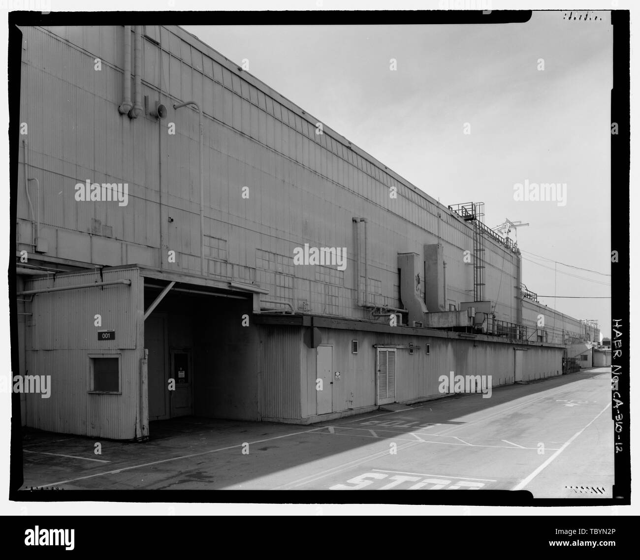 Lakewood boulevard hi-res stock photography and images - Alamy