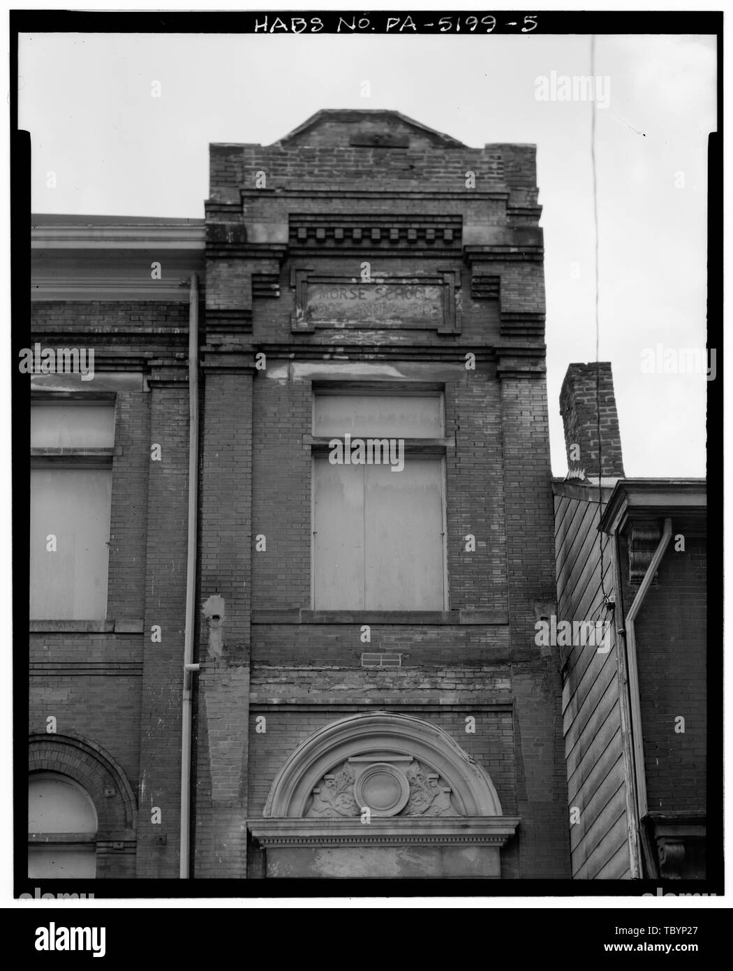 NORTH (FRONT) ELEVATION, ENTRANCE BAY DETAIL Morse School Annex, Sarah ...