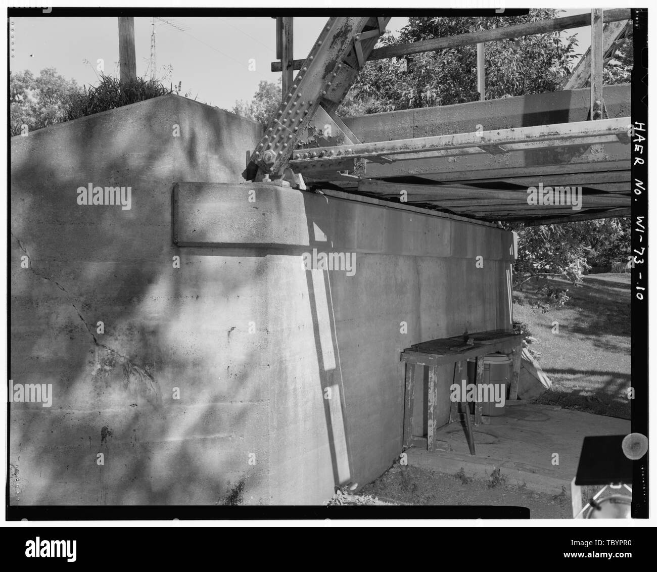 NORTH ABUTMENT AND BACK WALL, LOOKING NORTHEAST Shaw Farm Bridge ...