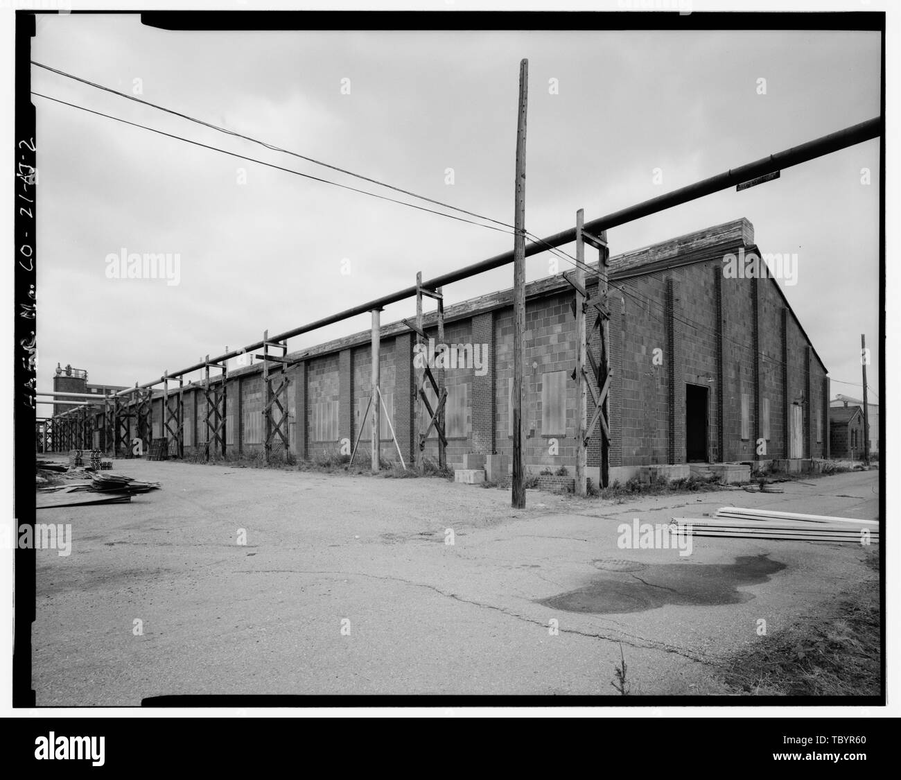 Chlorine production Black and White Stock Photos & Images - Alamy