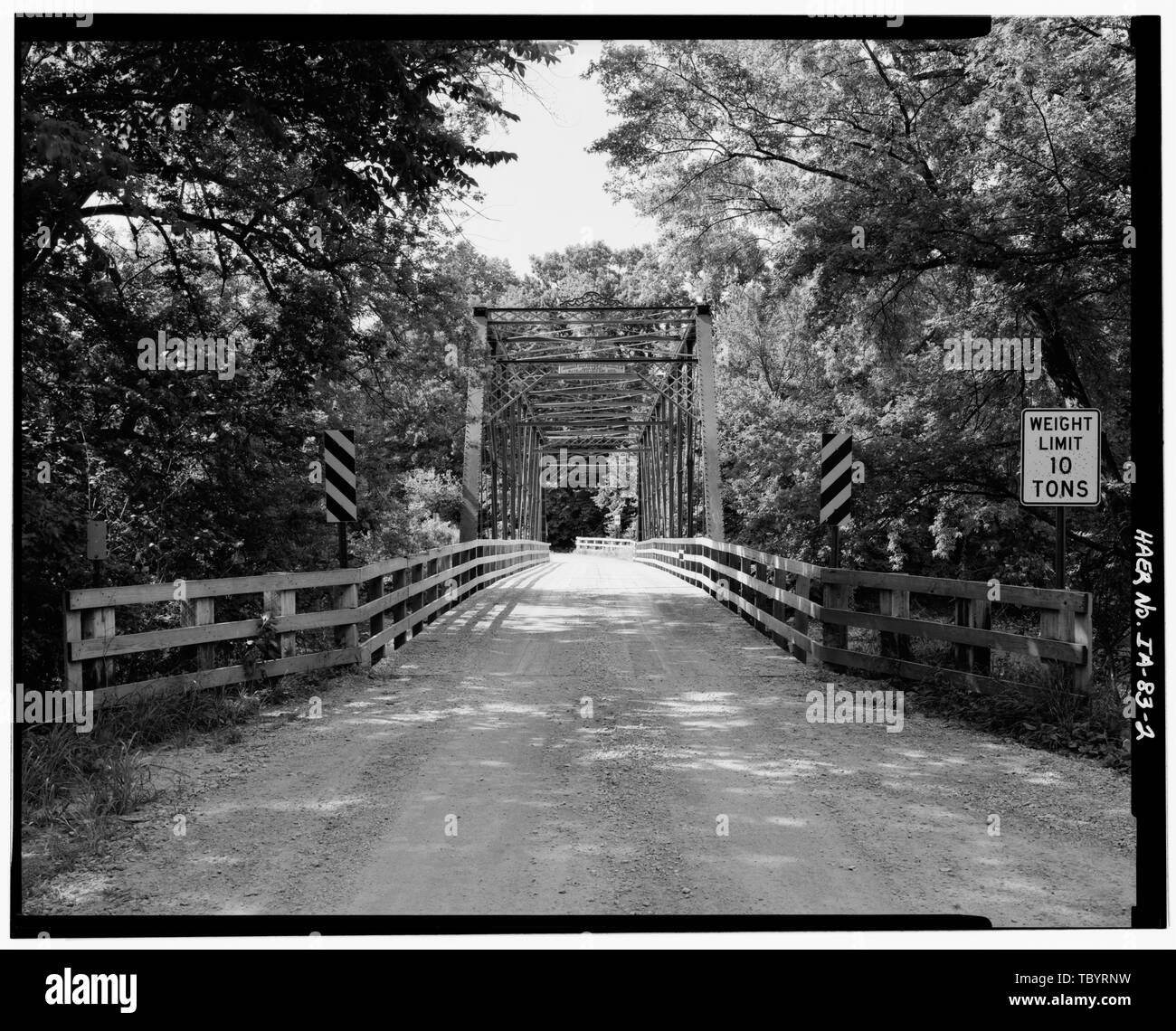 NORTH APPROACH TO UPPER PARIS BRIDGE LOOKING SOUTH. Upper Paris Bridge ...