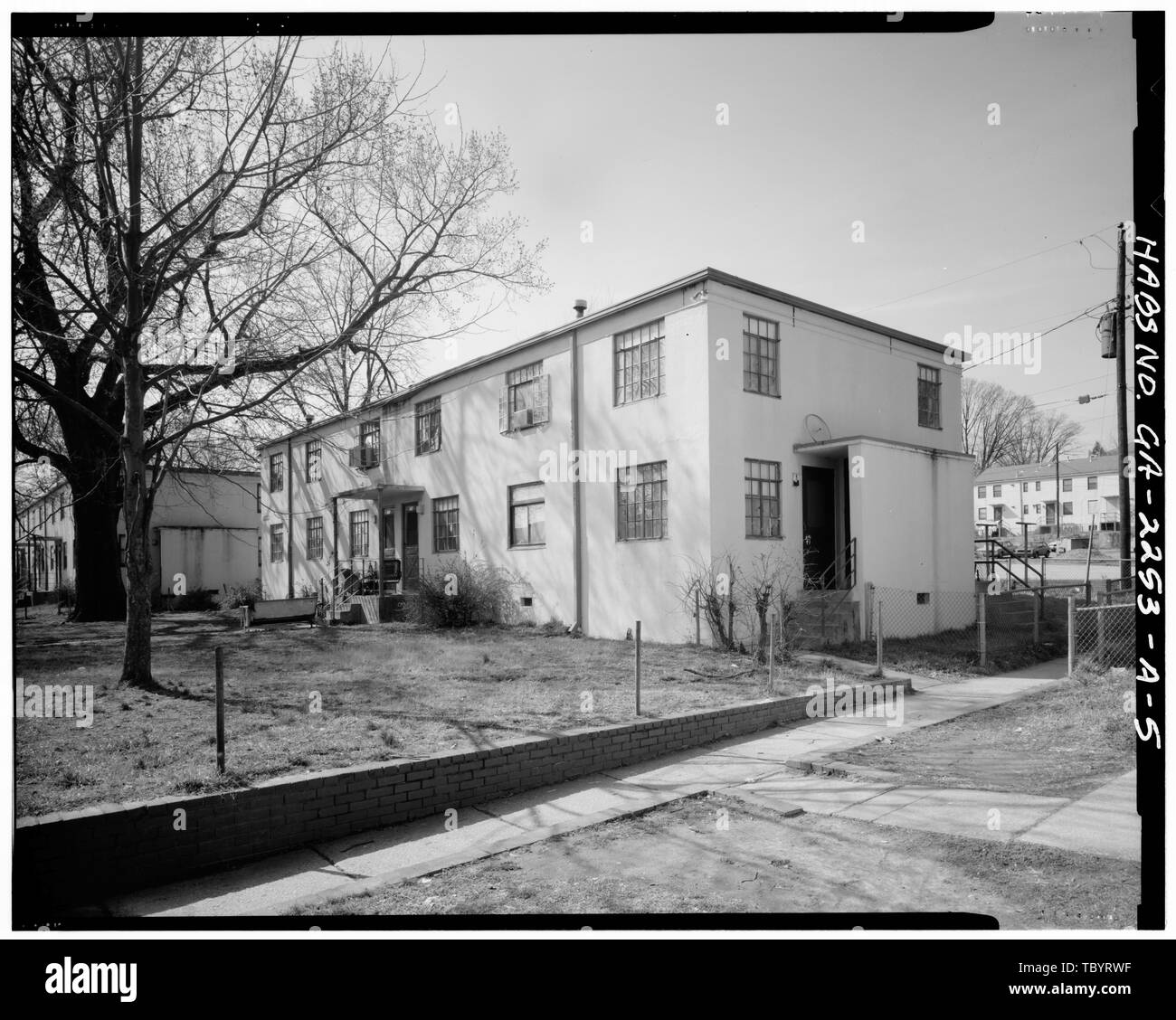 NORTH CORNER OF BUILDING B8. John Hope Homes, Building B8, 337 ...