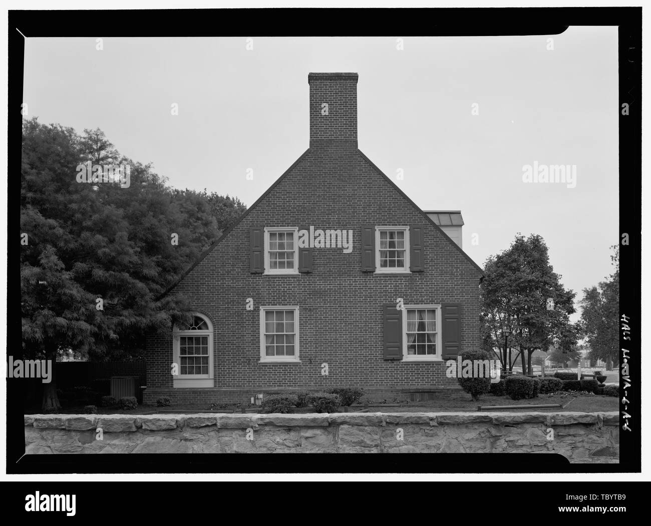 Hampton national cemetery Black and White Stock Photos & Images - Alamy