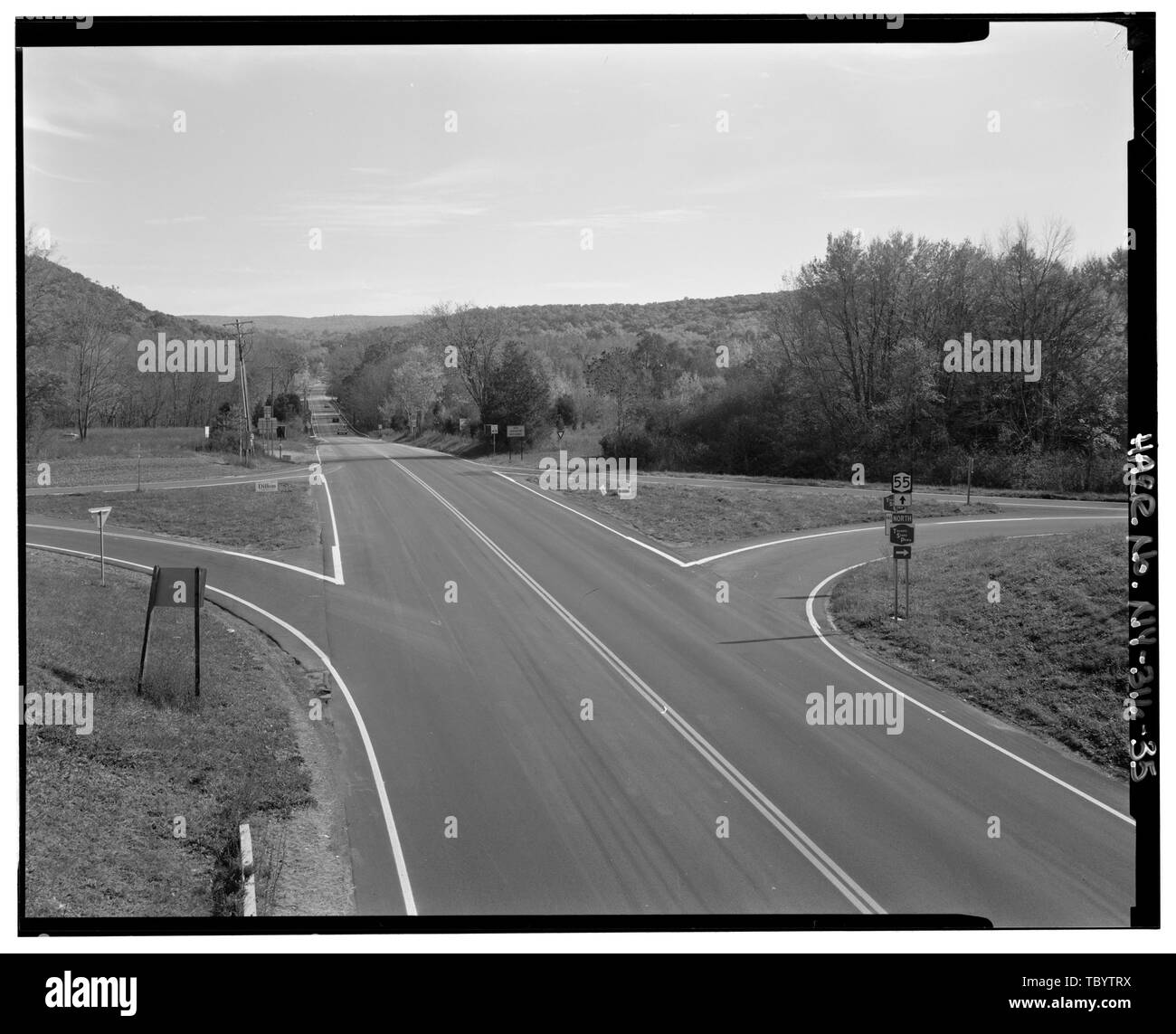 N.Y. ROUTE 55 INTERCHANGE, VIEW OF N.Y. ROUTE 55 FROM DECK OF PARKWAY ...