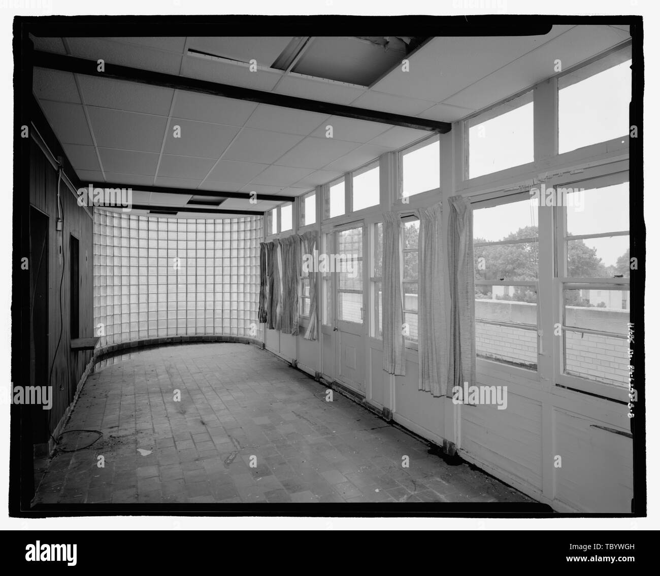 Naval Hospital Philadelphia, Nurses' Quarters, East side of Chief's ...
