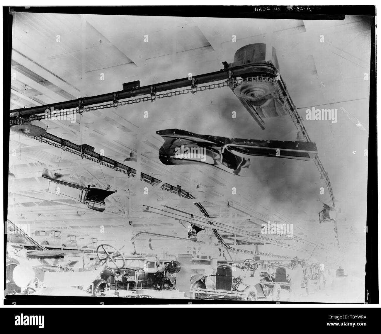 Ford car plant Black and White Stock Photos & Images - Alamy