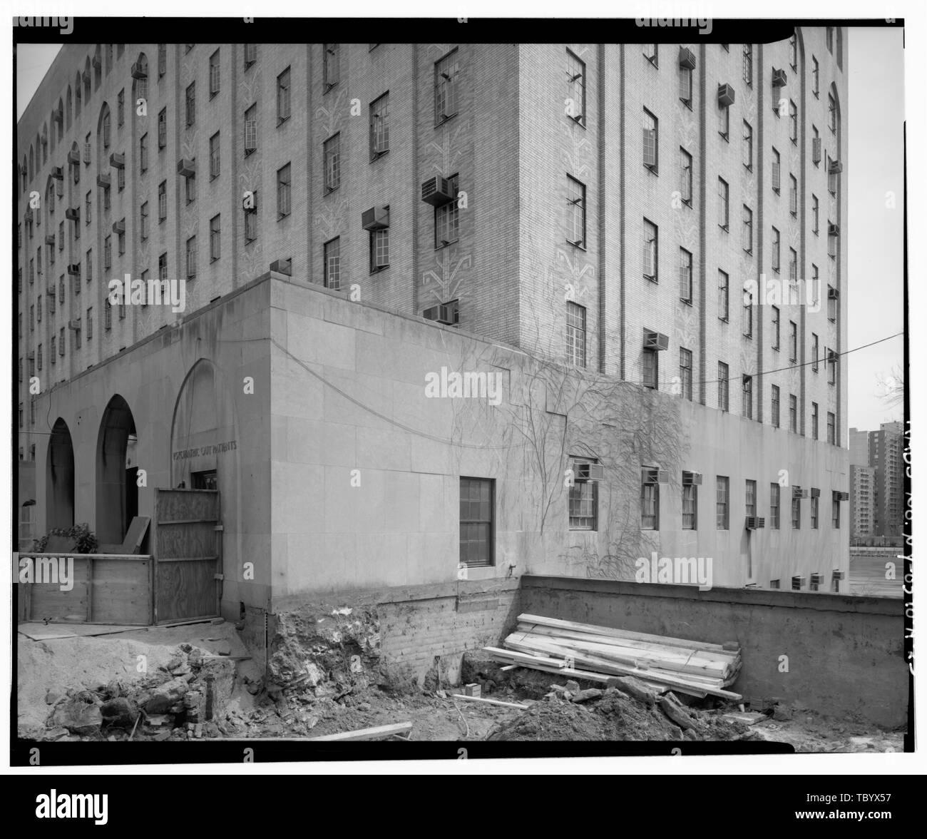 New York Hospital, Payne Whitney Clinic, 525 East Sixtyeighth Street ...