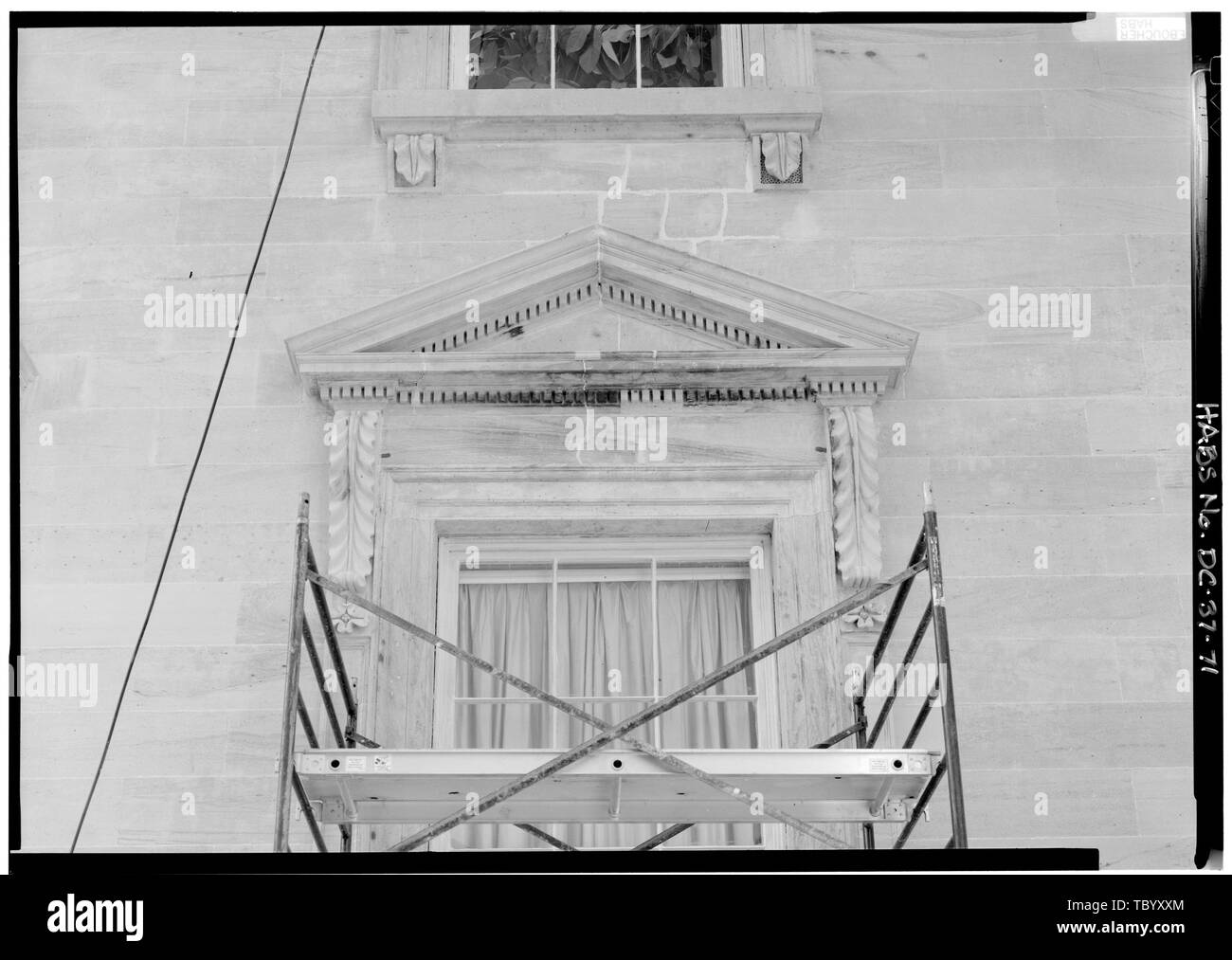 First floor window hi-res stock photography and images - Alamy
