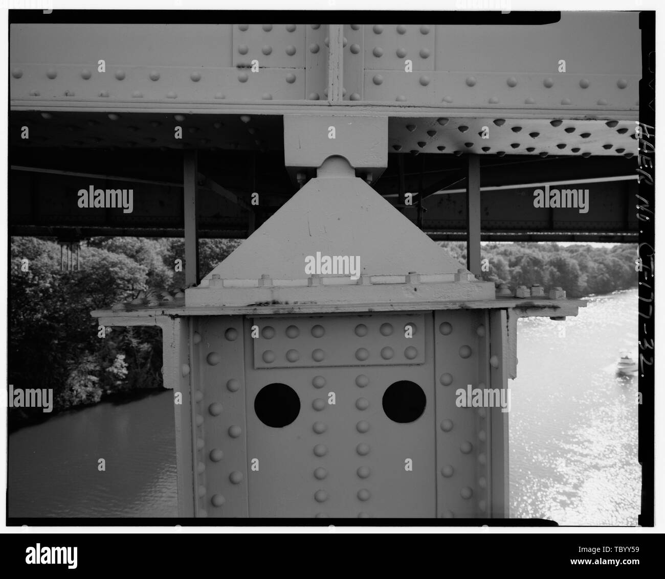 North cross girder end of tower 8 connection to outside girder Bridge ...