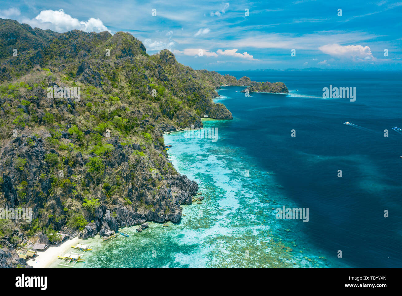 Aerial view of beautiful lagoons and limestone cliffs of Coron, Palawan ...