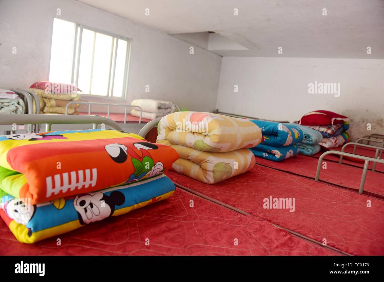 Collective dormitory hi-res stock photography and images - Alamy