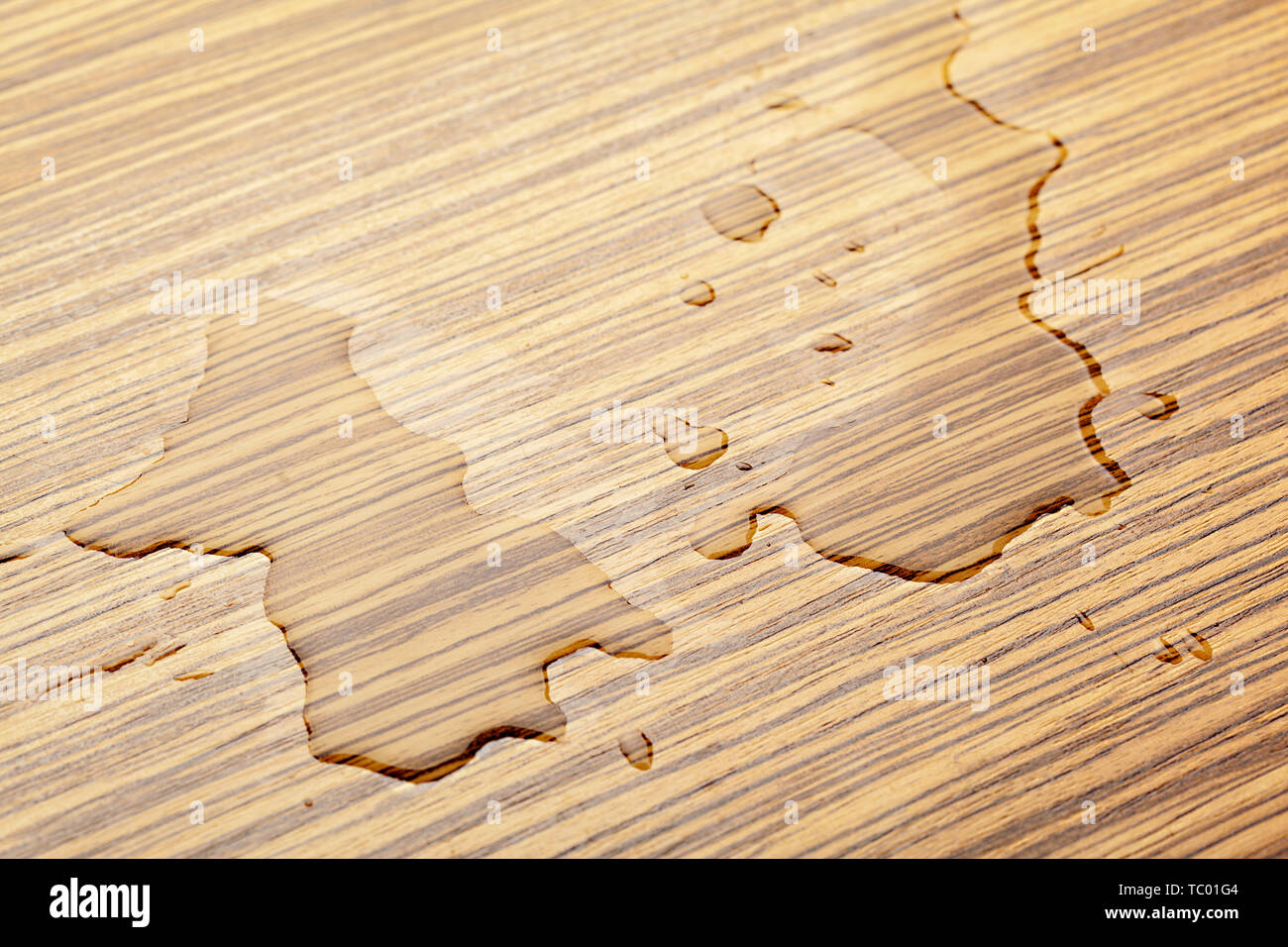 Table water wood stained hi-res stock photography and images - Alamy