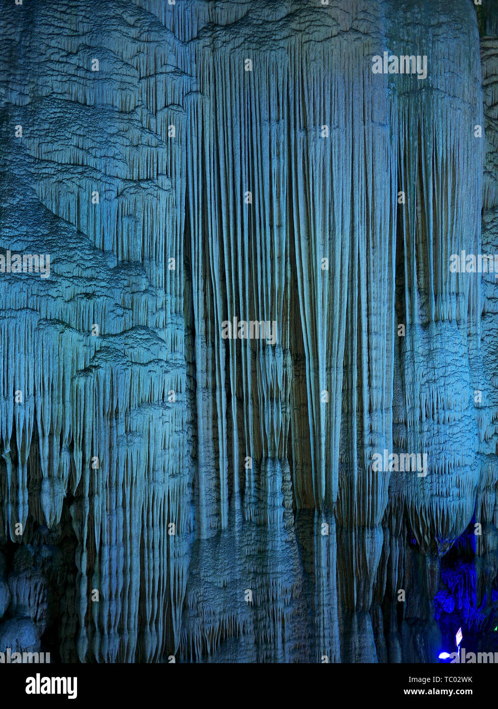 Silver cave guilin hi-res stock photography and images - Alamy