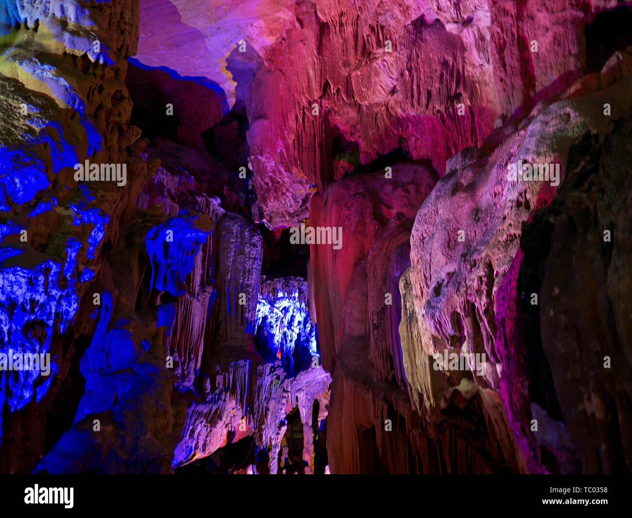 Landscape of Yinzi rock karst cave in Guilin Stock Photo - Alamy