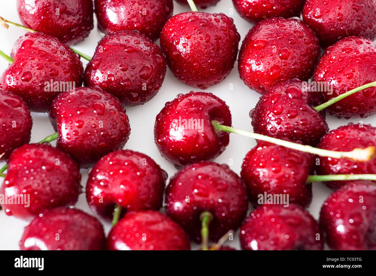 Imported cranberry hi-res stock photography and images - Alamy