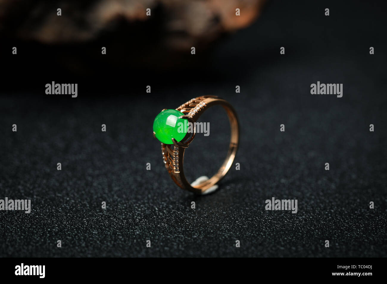 The emerald ring Stock Photo - Alamy