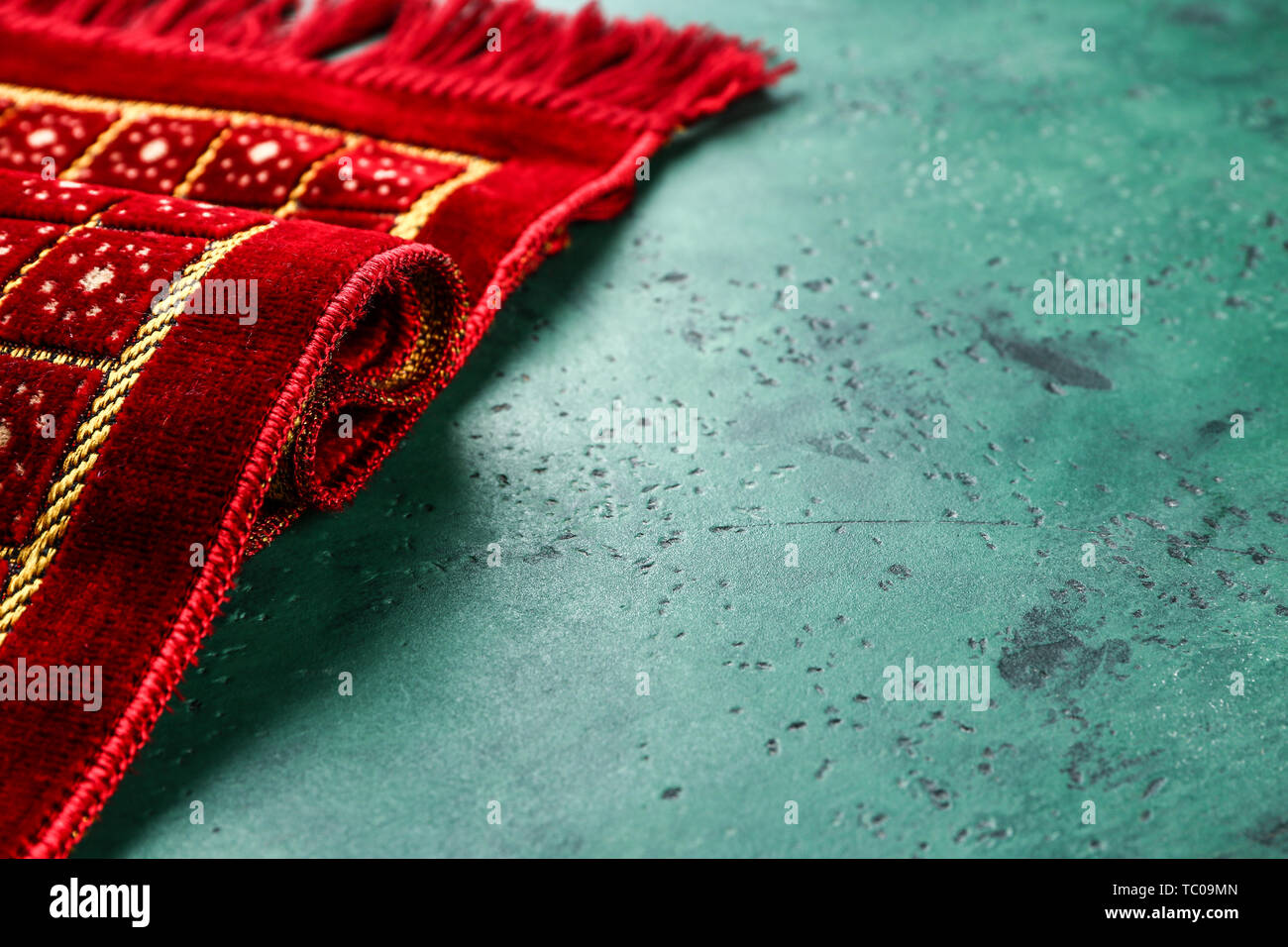 Praying on prayer rug hi-res stock photography and images - Alamy