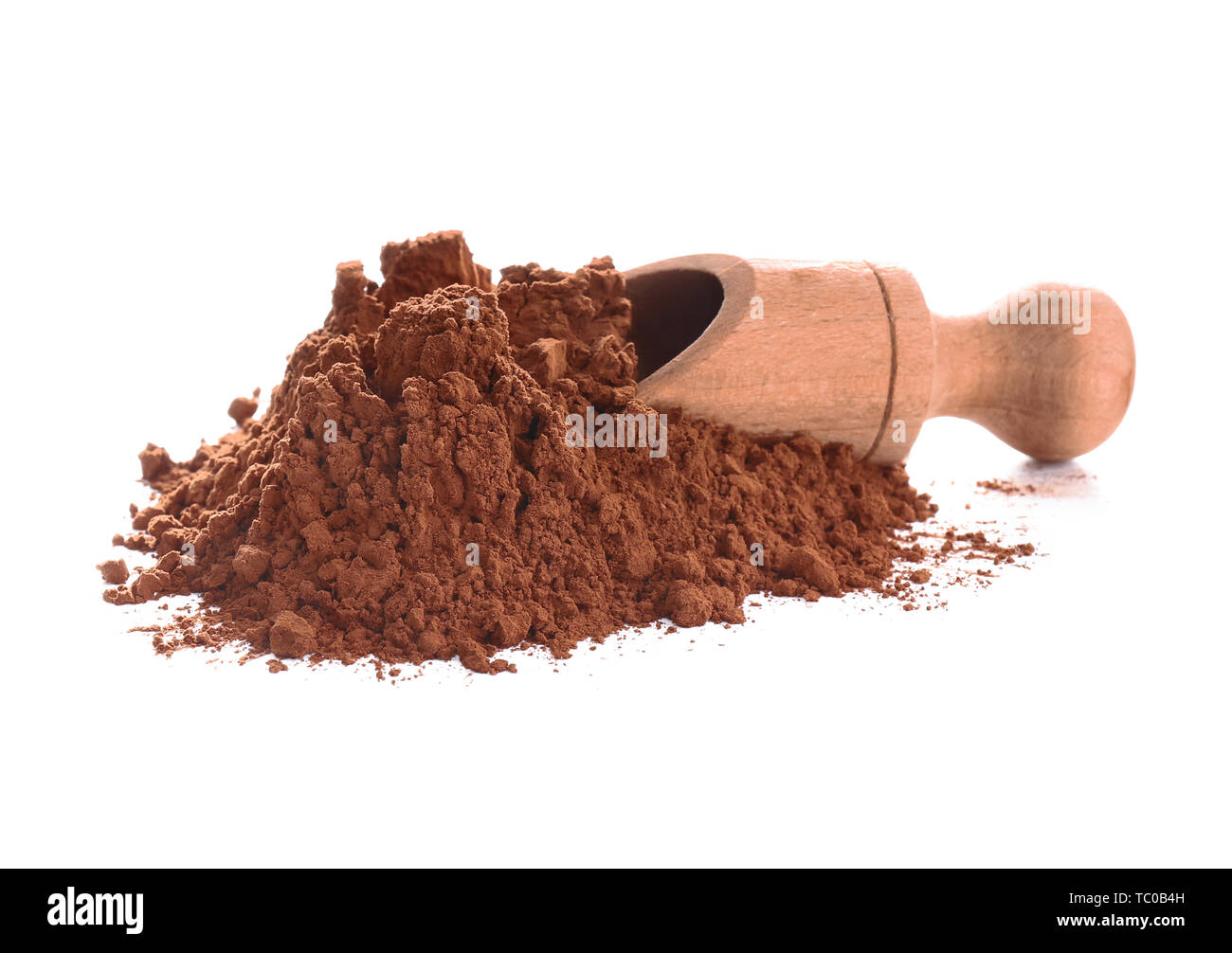 Scoop with cocoa powder on white background Stock Photo - Alamy