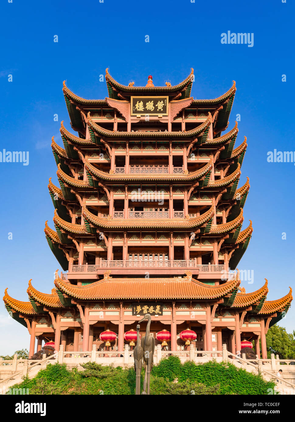 Jiangcheng Wuhan, the first floor of Jiangshan in the world - Yellow ...