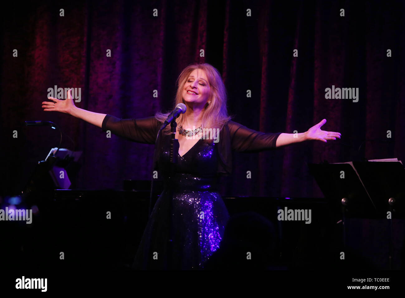 Julie budd hi-res stock photography and images - Alamy