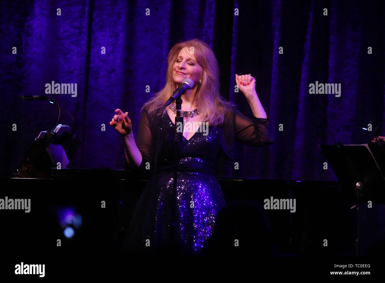 Julie Budd High Resolution Stock Photography and Images - Alamy