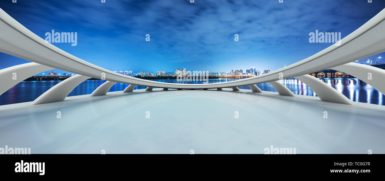 Tile walkway bridge hi-res stock photography and images - Alamy